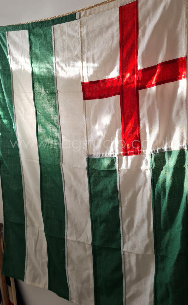 The Tudor flag at sea – Flag Studio